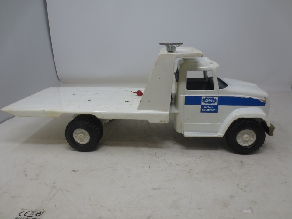 Vintage 1960s ERTL Tilt Flat Bed GMC Truck Toy, Ford Tractors Equipment ...