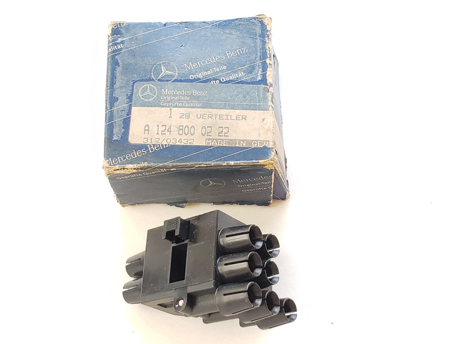 Mercedes W124 Vacuum Distributor With 11 Connections 1248000222 Genuine ...