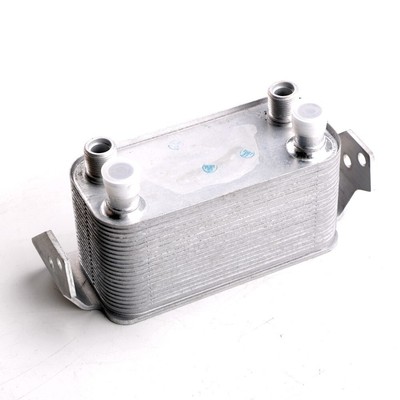 LR013722 Engine Oil Cooler For Land Rover LR4 Discovery 4 Range Rover ...
