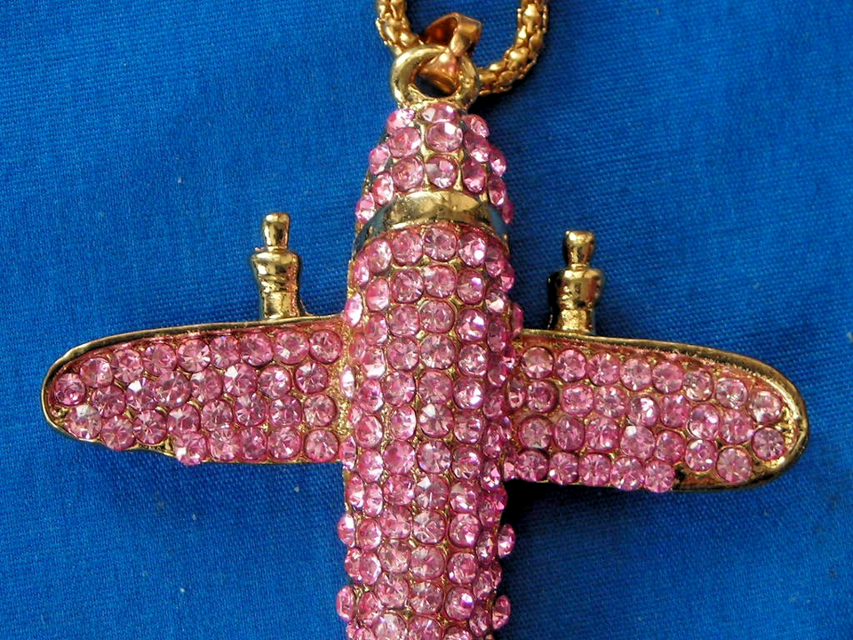 BETSEY JOHNSON GOLD TONED & PINK RHINESTONE AIRPLANE 28" NECKLACE | eBay