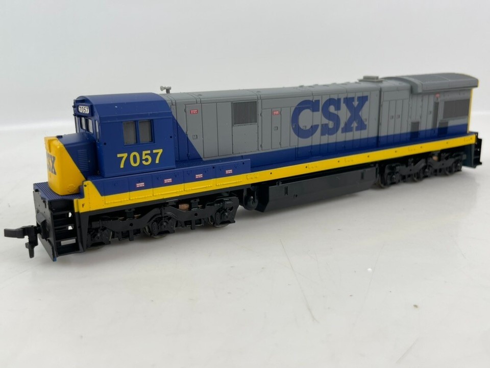 Atlas HO Scale 8613 C30-7 CSX Road #7057 Diesel Locomotive | eBay