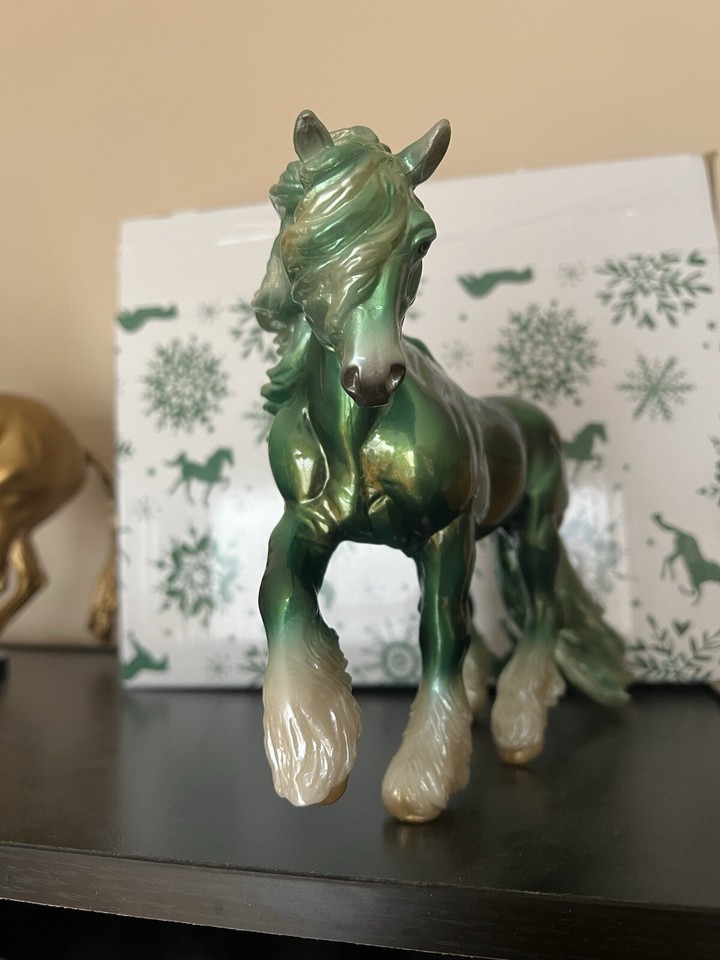 Breyer Horse 2024 Christmas Holiday Surprise Metallic Green Tannenbaum ...