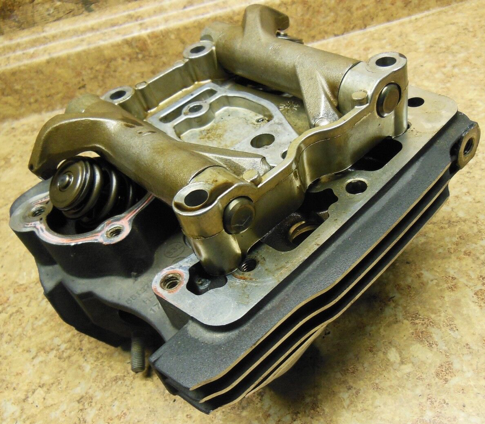 2008 Harley Davidson FXDL Dyna Glide Engine Rear Cylinder Head Valves ...