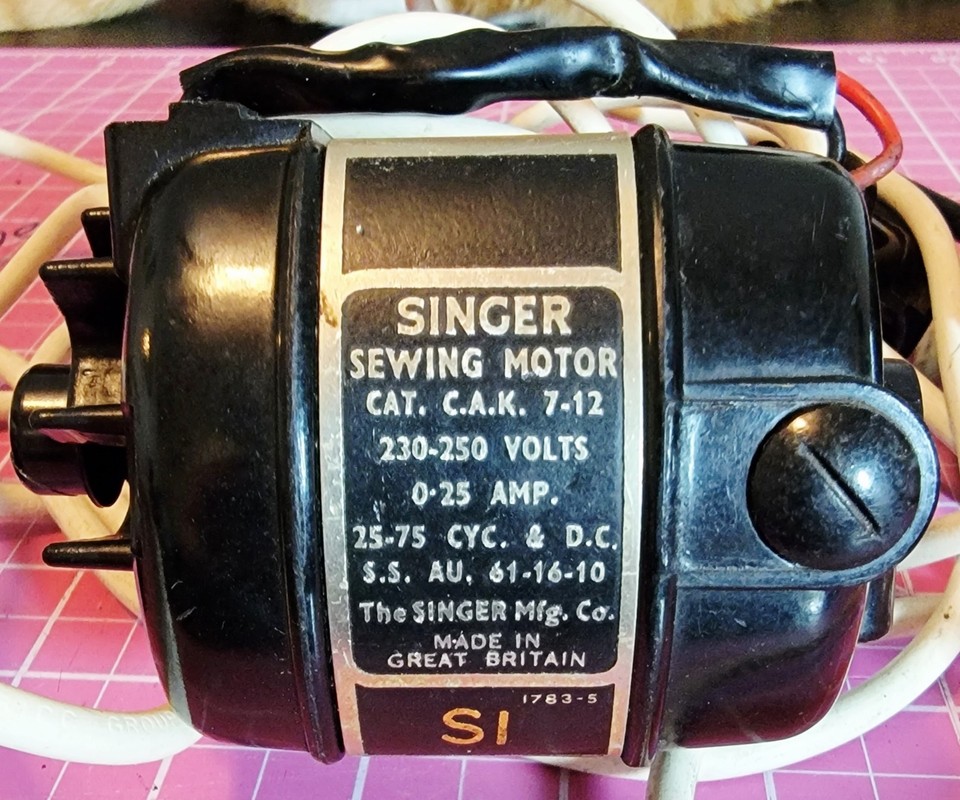 Singer Featherweight 221 222 230-250 Volts Motor, Foot Pedal & Terminal ...