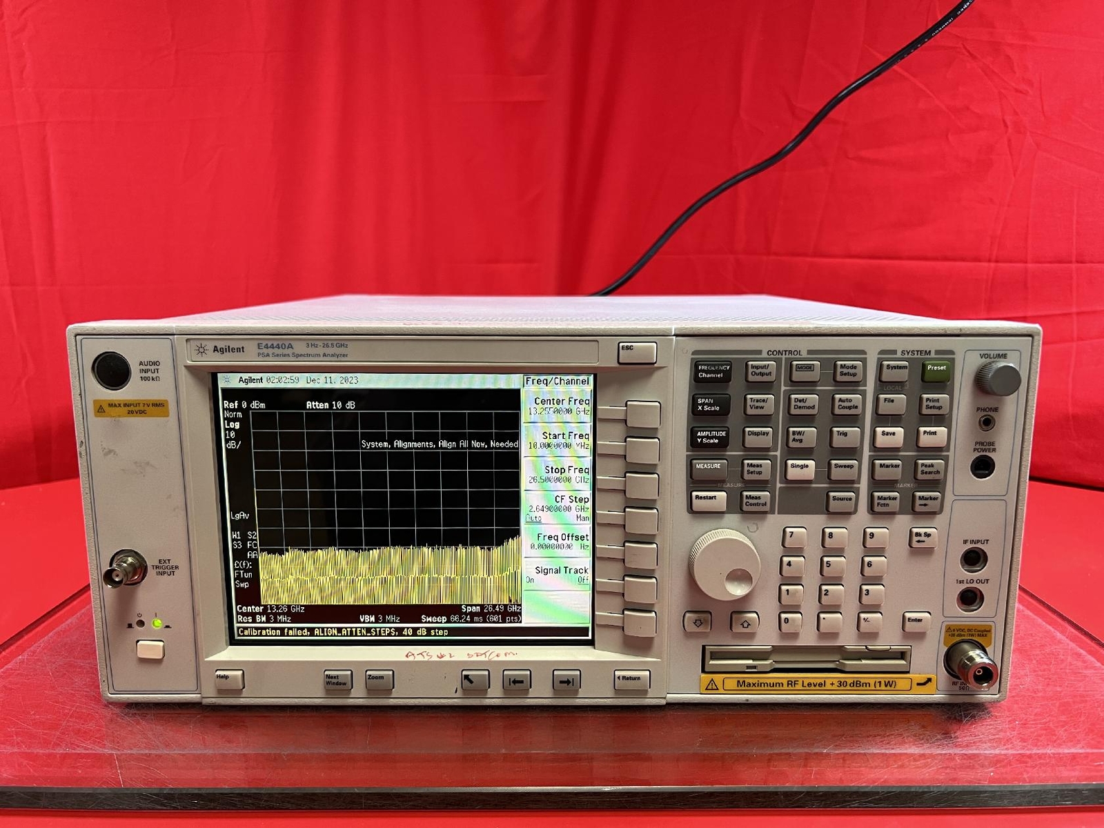 Agilent/Keysight E4440A Opt. 226, 3 Hz to 26.5 GHz PSA Series Spectrum ...