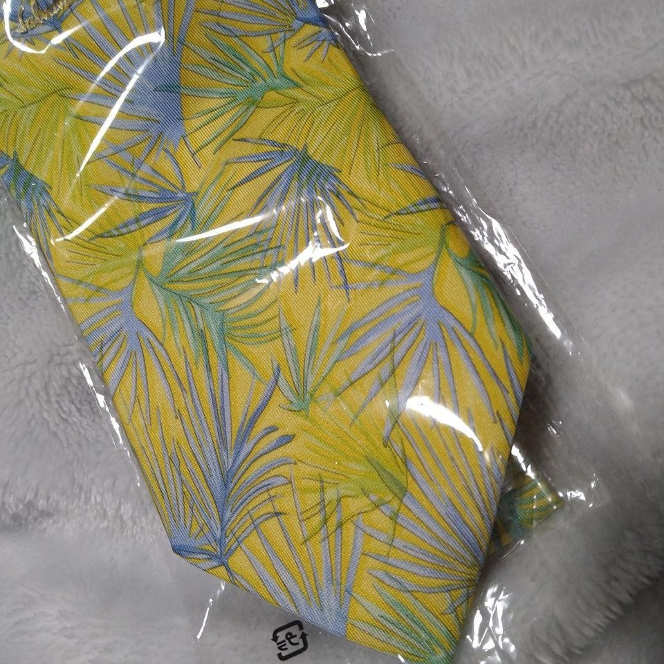 Salvatore Ferragamo Neck Tie New Unused Yellow Blue Plant 100%Silk Made ...