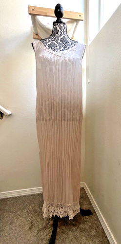 Vintage Classique by Shawn Tan Sheer Crinkle Pleated lace Hem Maxi ...