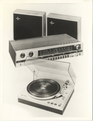 Phillips 1970's Vintage Turntable Stereo and Speakers Original 7x9 ...