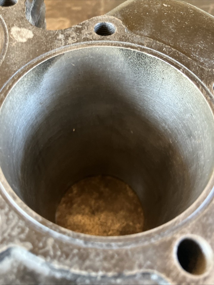 650 Triumph Pistons And Barrels | eBay