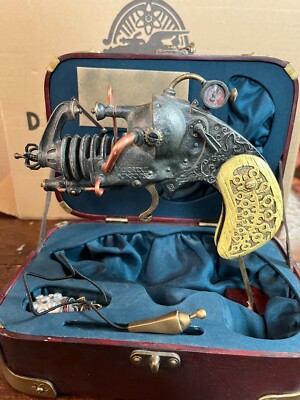 WETA Dr Grordbort Victorious Mongoose 1902a Ray Gun Steampunk Limited ...
