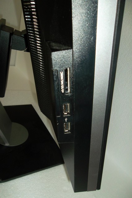 Dell 24" U2410f UltraSharp LCD Monitor 1080p DVI HDMI 4-port USB Hub ...