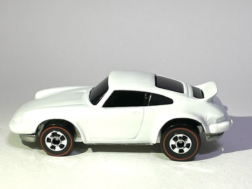 Hot Wheels “CUSTOM MADE” 1974 Porsche Carrera P-911 RACE WHITE MINT ...