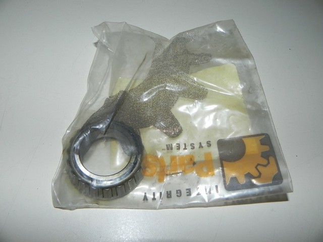 Crown Integrity 065106 Bearing Cone forklift part Timken LM67048 77808 ...