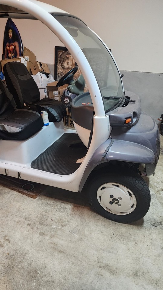 4 SEAT GEM CAR NEV LSV LIMO STREET LEGAL GOLF CART NEEDS BATTERIES | eBay