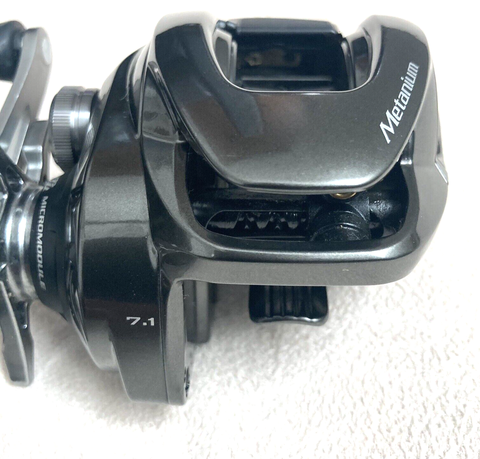 Shimano 23 Metanium 100HG Right Handed Baitcasting Reel In Box "Near ...