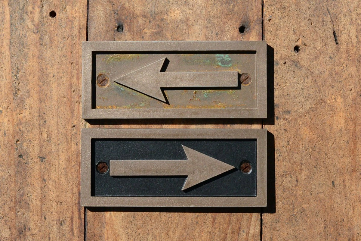 6 Arrows Pointing Down