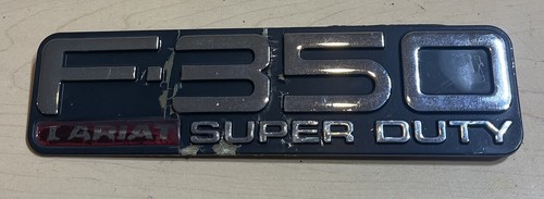 97-04 FORD F350 F-350 LARIAT SUPER DUTY SIDE FENDER EMBLEM LOGO BADGE ...