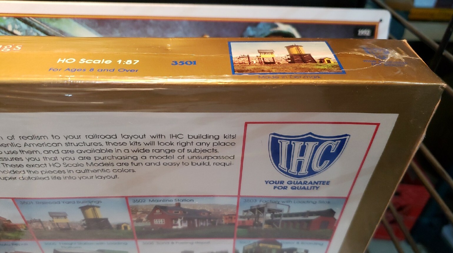 IHC RAILROAD Yard buildings HO SCALE 1:87 Model Kit #3501 Made In ...