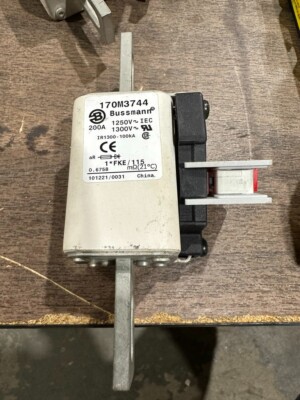 BUSSMANN 170M3744 HIGH SPEED BOLT ON FUSE B174 | eBay