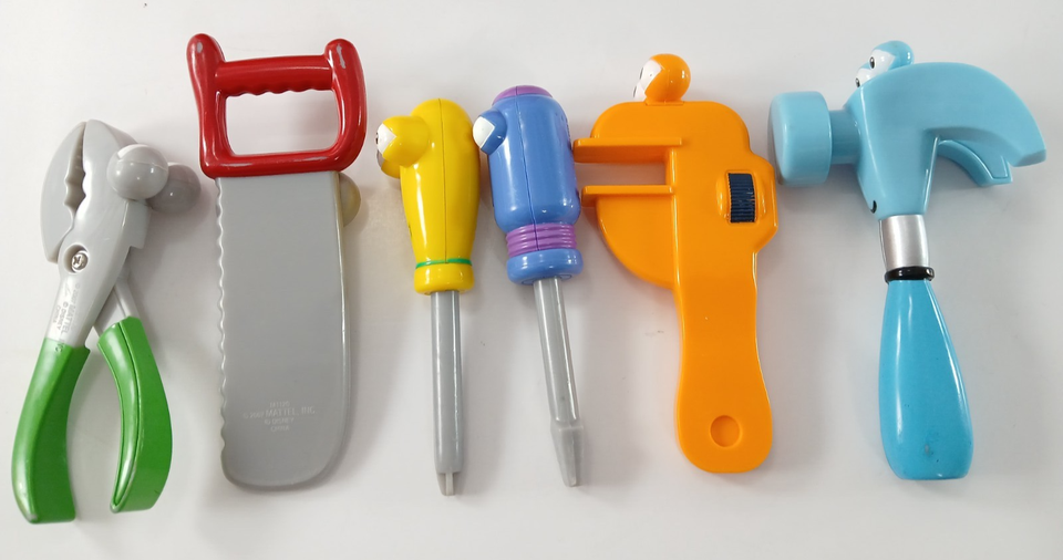 Fisher Price Handy Manny TALKING TOOL BOX Dancing Singing Kid's Toy ...