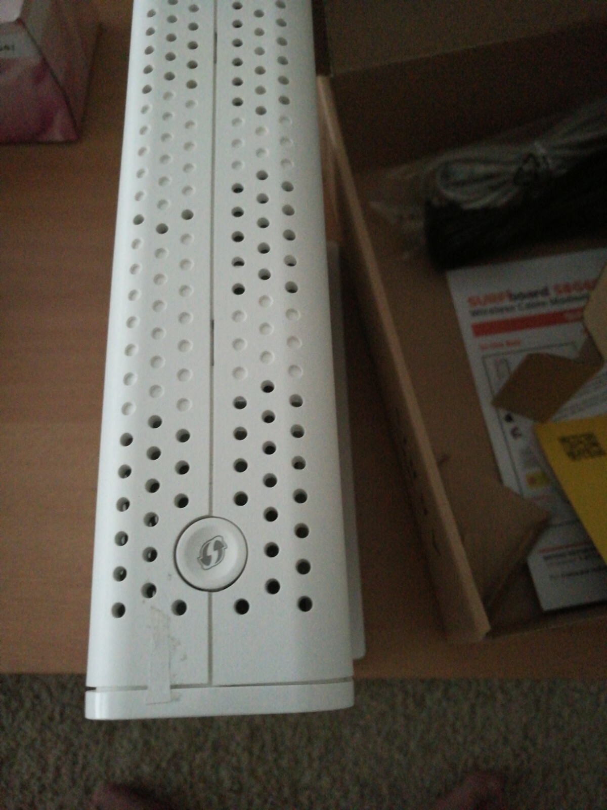 ARRIS Surfboard Sbg6900-ac Cable Modem With Ac1900 WiFi Router ...