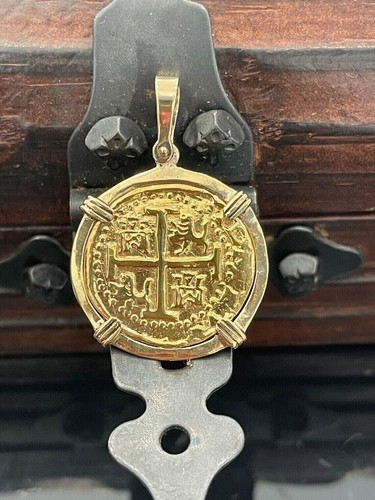 30"MM Atocha Coin Charm Pendant Without Stone 14K Yellow Gold Finish ...