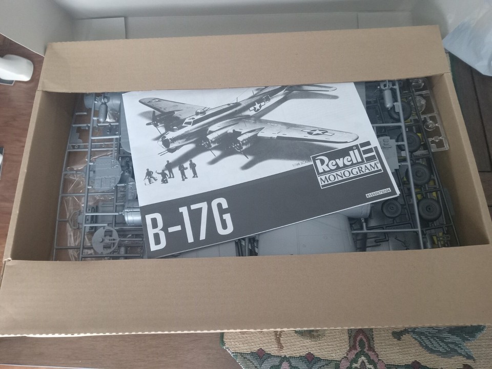 Revell 1/48 Scale Boeing B17G Flying Fortress Plastic Model Kit 85-5600 ...