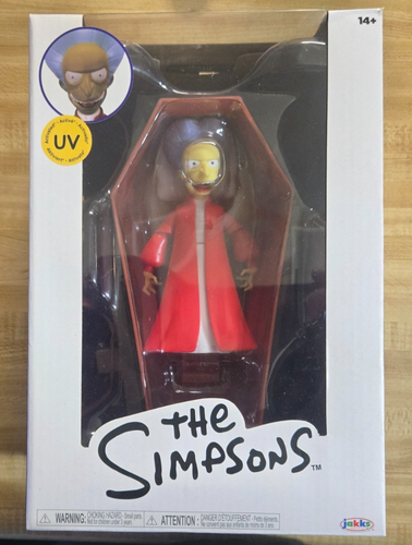 The Simpsons (Treehouse of Horror IV) - Vampire Mr Burns Action Figure ...