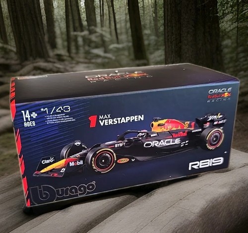 F1 LIMITED EDITION Big 1:24 Scale Max Verstappen Red Bull RB19 Diecast ...