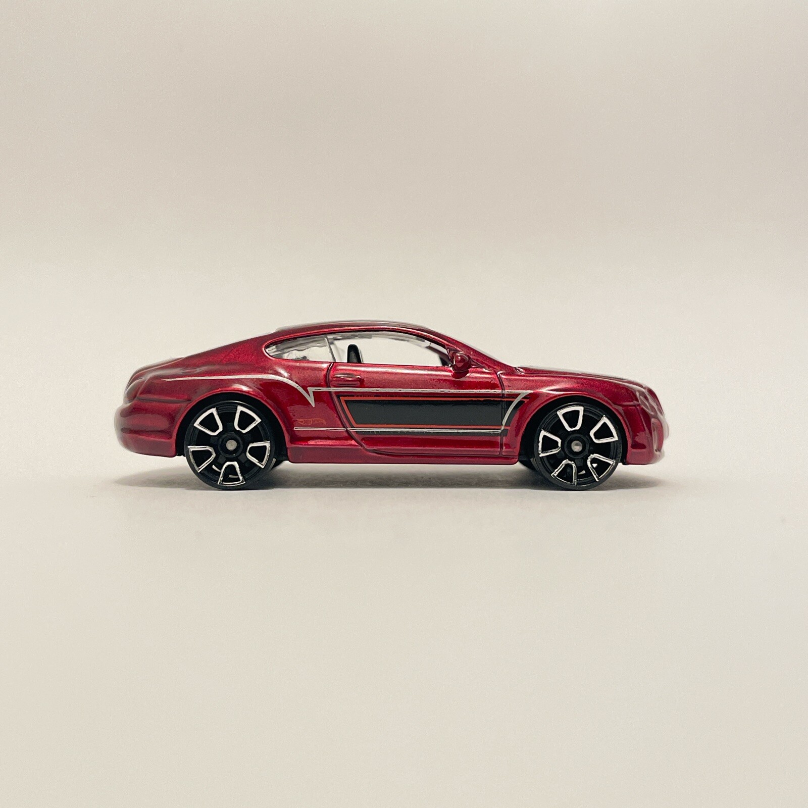 Hot Wheels Bentley Continental Supersports Red Hot Wheels Multipack ...