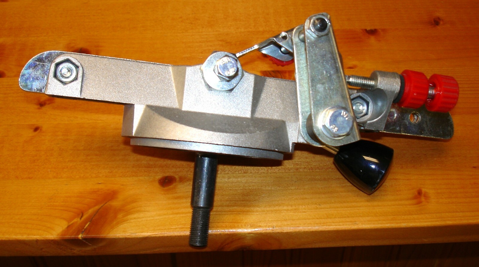 OREGON Complete Retrofit Chain Vise Assembly for 510A Bench Grinder ...