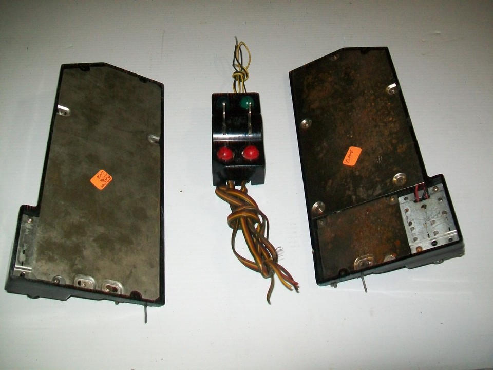 Lot of 2 Vintage #720 American Flyer S gauge Remote control switches L ...