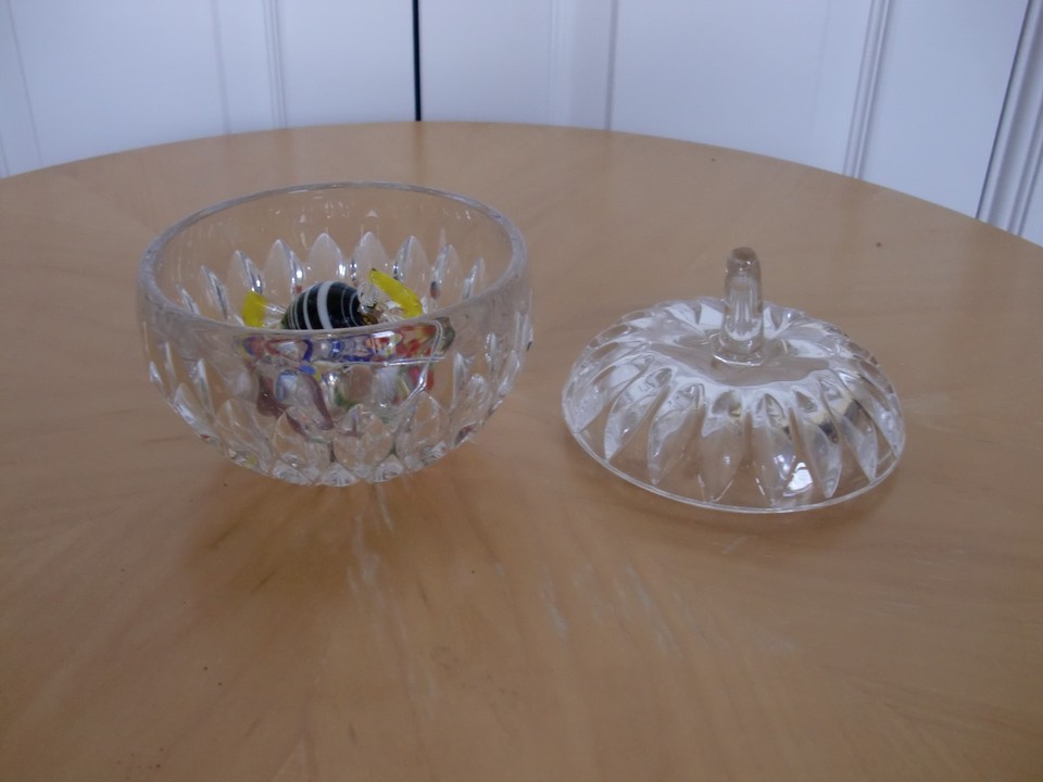 ~CLEAR LEAD CRYSTAL APPLE SHAPED TRINKET DISH BOX W/MULTI COLOR GLASS ...
