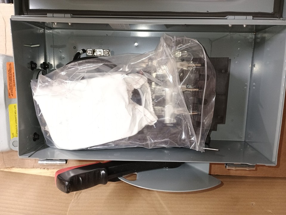 Appleton WSRD63542SQ 60A, 3 Pole, Not Fusible, Type 12, with WRDK6034 ...