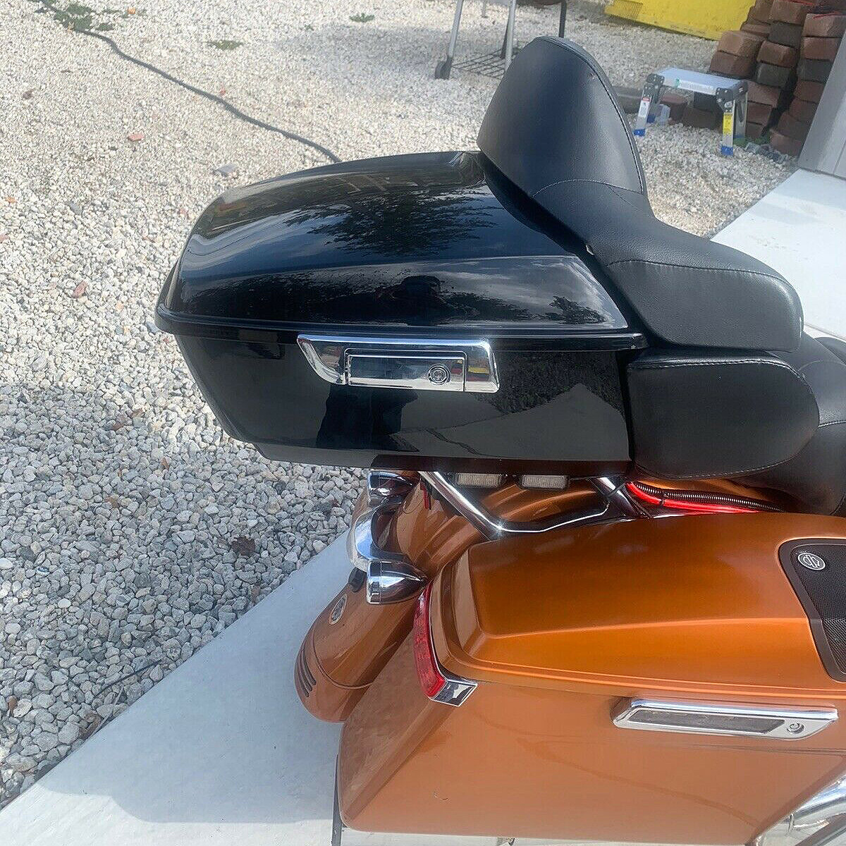 Road King Leather Tour Pack