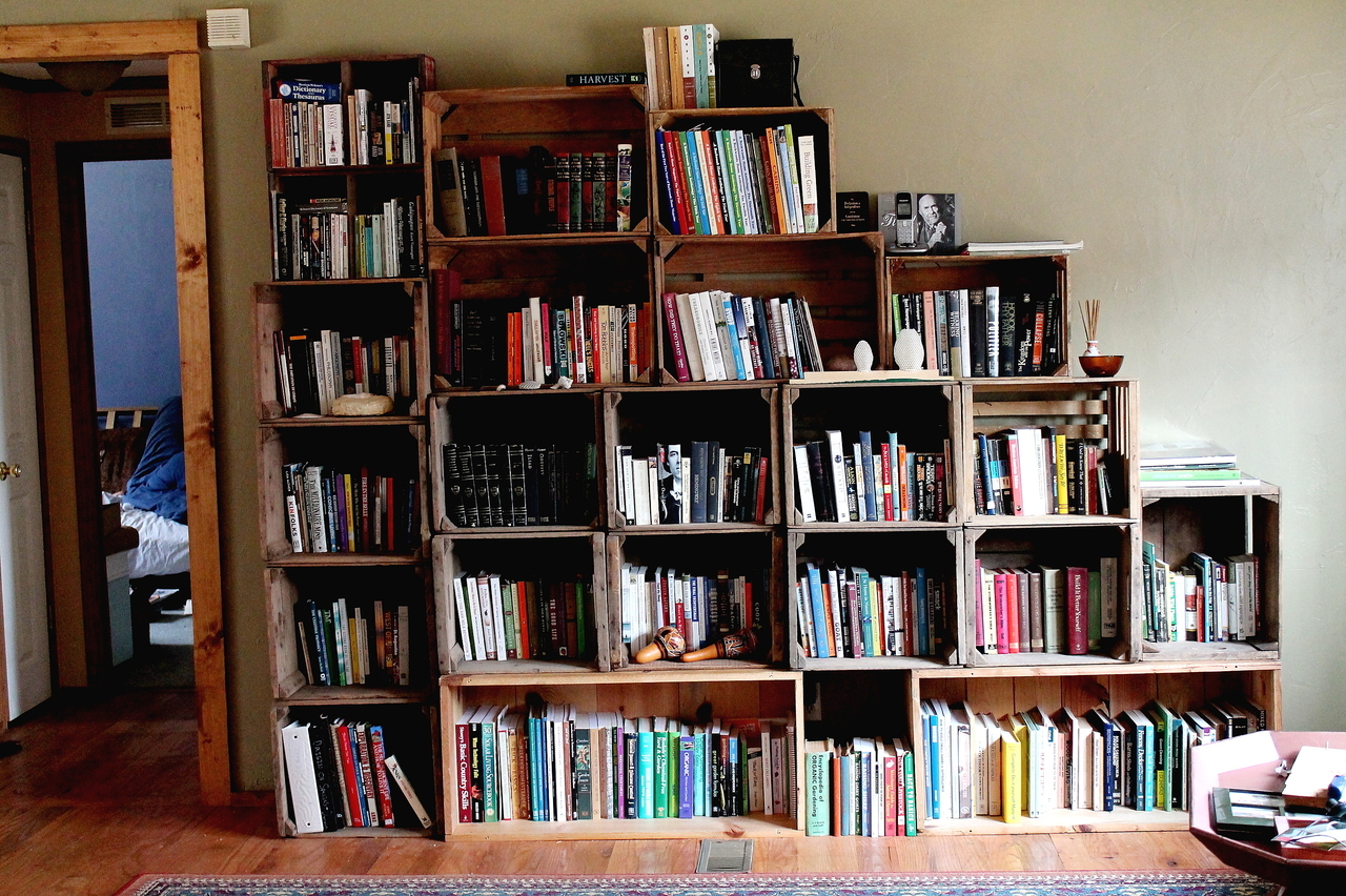 EUROPEAN VINTAGE WOODEN APPLE BOX / CRATE - SHELVES STORAGE BOOKCASE ...