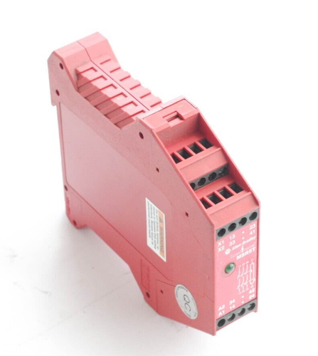 Allen Bradley Gaurdmaster Safety Relay MSR5T 440R-B23020 Ser C ...