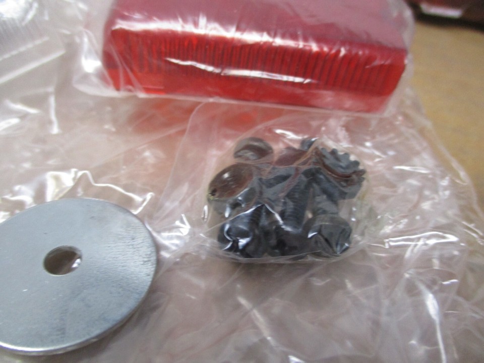 Havis Shields Car Truck Interior Dome Light Lamp Red Clear Lenses KR-DL ...