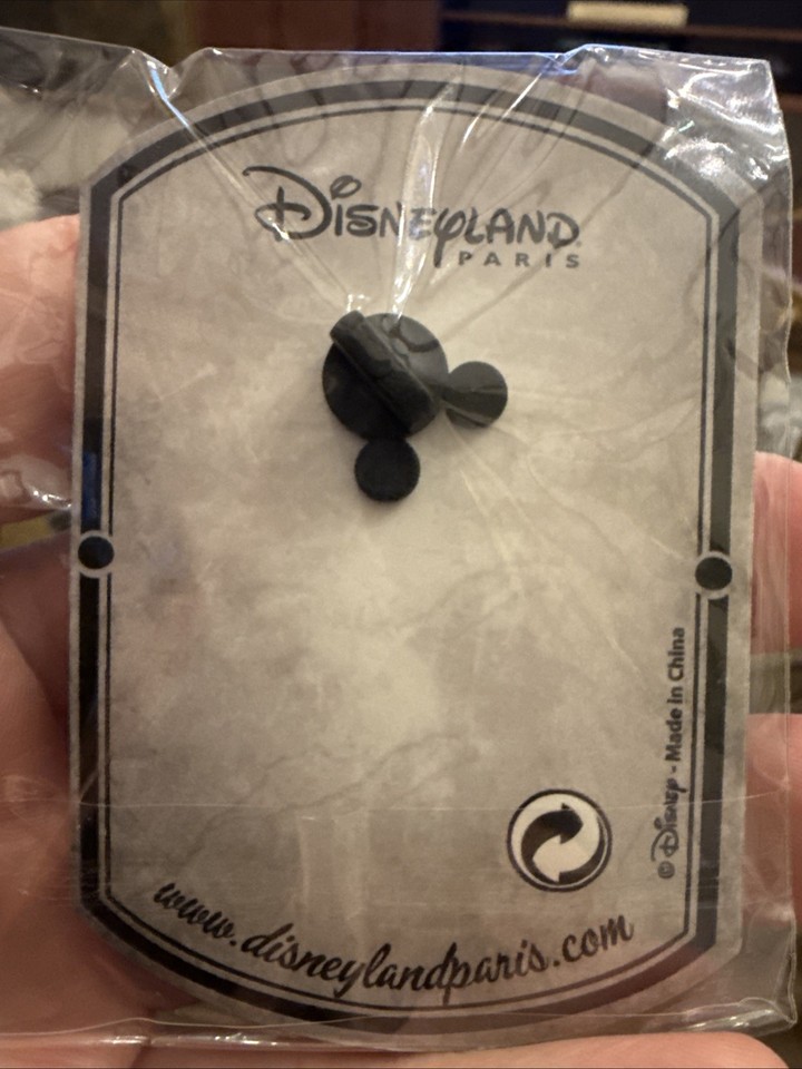 Fantasy Pin Disneyland Paris DLP My Cat Si & Am Aunt Sarah Lady & Tramp ...