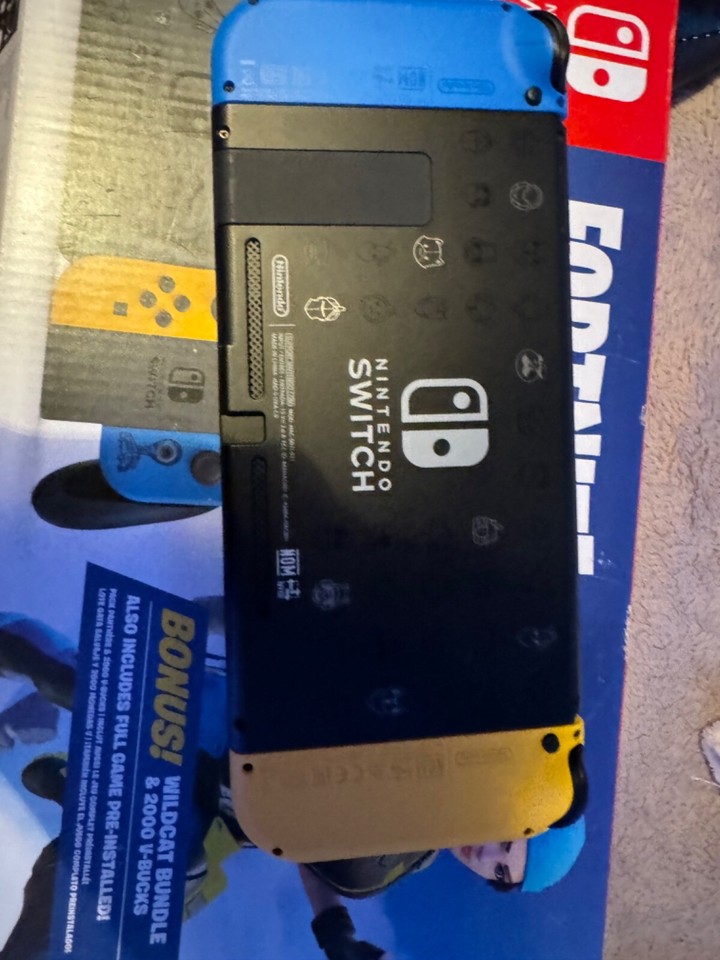 NINTENDO SWITCH WILDCAT FORTNITE EDITION (NO CODE) | eBay