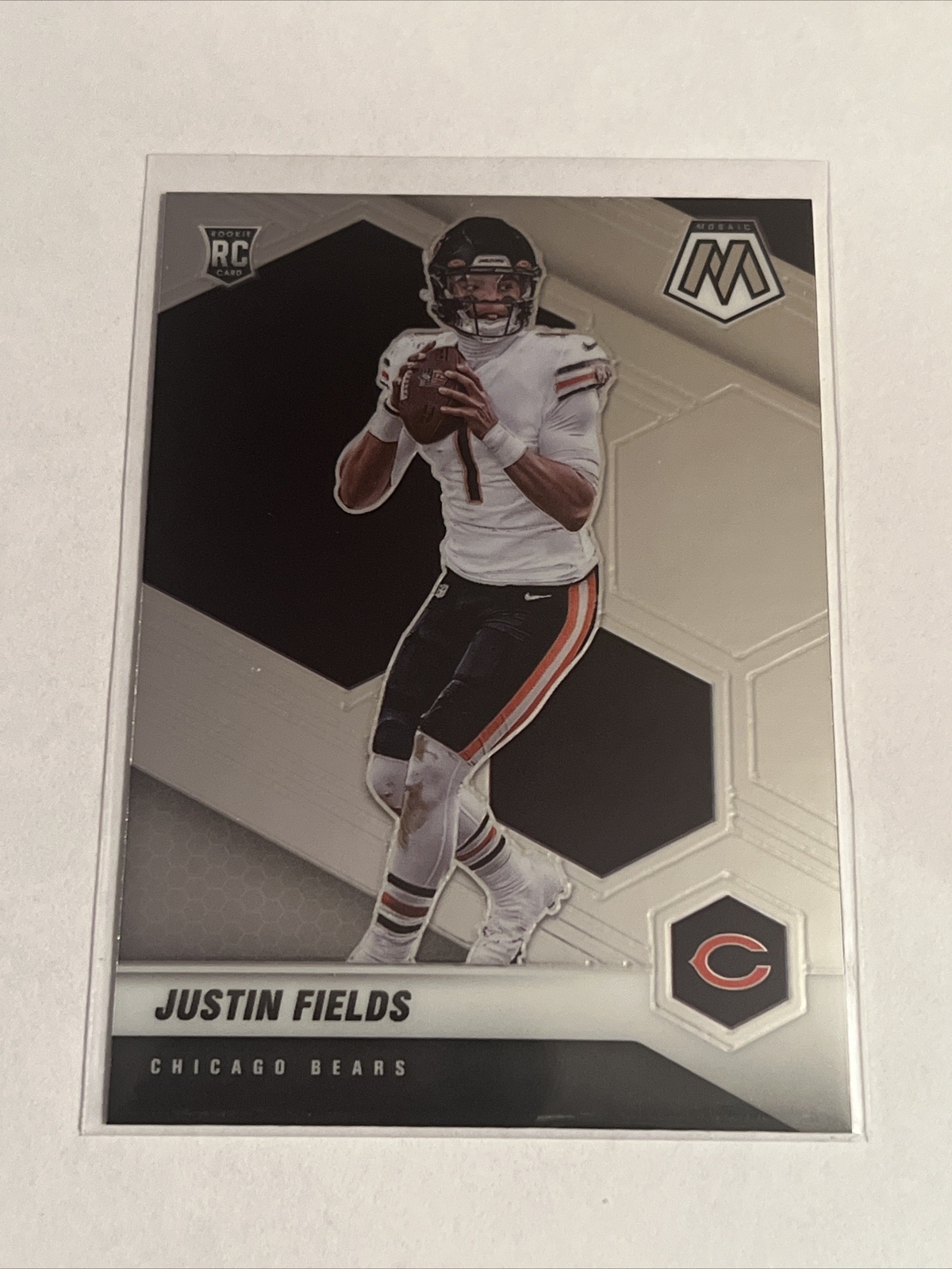 2021 Panini Mosaic Justin Fields Rookie Card #304 Chicago Bears Base RC ...