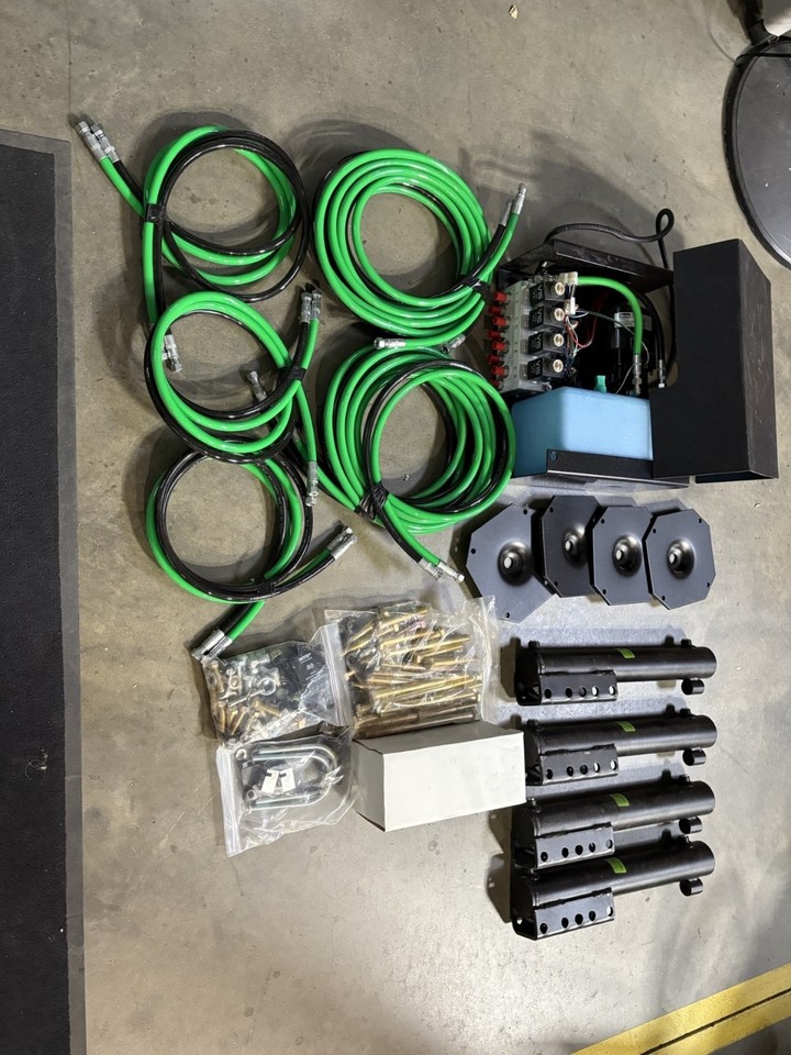RP-BF-MB2019 Bigfoot Hydraulic Leveling System 2019-Up Mercedes Class C ...