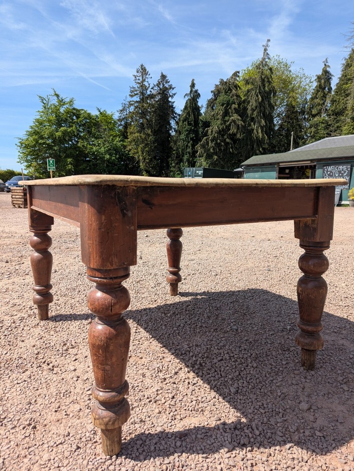 Rustic Victorian Farmhouse Dining Table~Scrub-top~Kitchen~Old Pine ...
