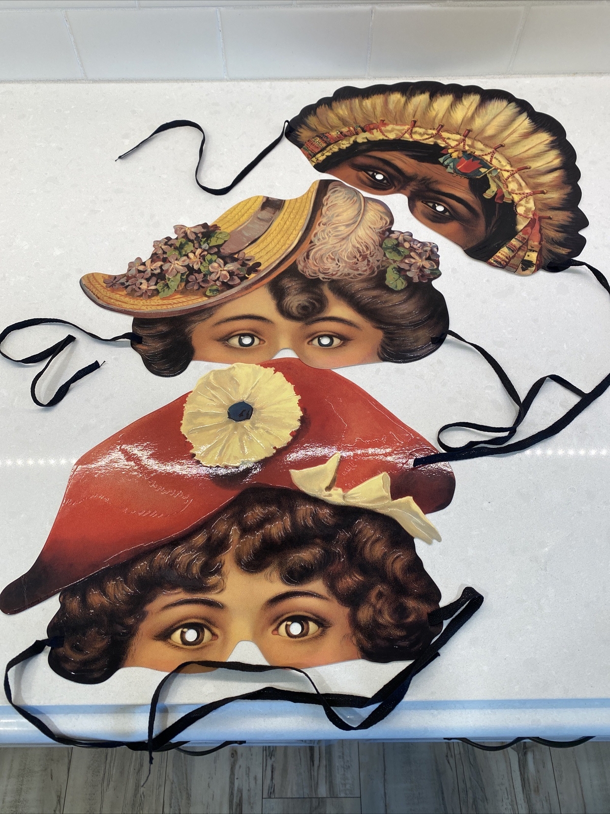 VINTAGE 1980'S VICTORIAN REPRO H & P ENGLAND Masks Lo… - Gem