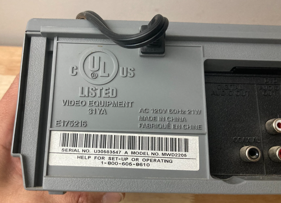 Magnavox MWD2205 DVD VCR Combo Player 4-Head VHS Recorder with Remote ...