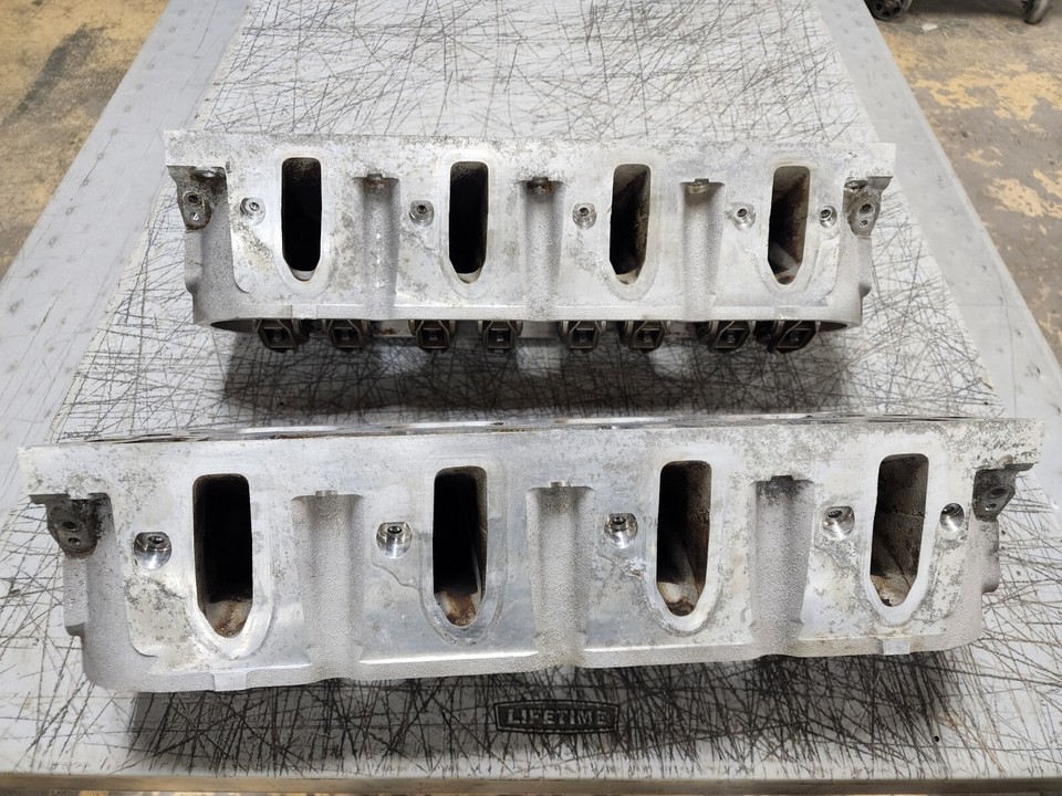 GM LS2/LS6 Gen IV Cylinder Heads & Rockers # 799 Castings (Pair Heads ...