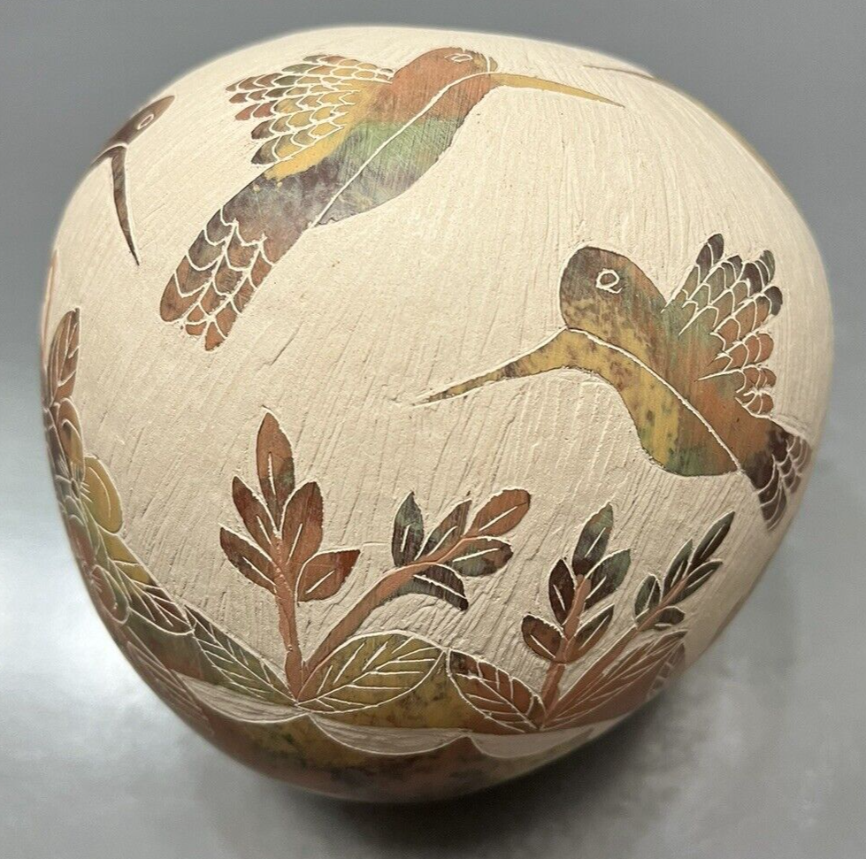 Mata Ortiz Pottery Armida Corona Vase Olla Hummingbird Sgraffito Art ...