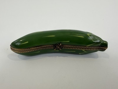 Limoges Rochard “Peas in a Pod" Porcelain Hand Painted Trinket Box | eBay