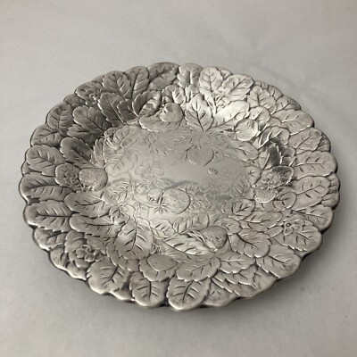 Vintage Reed & Barton Silverplate 115 Round 14" Platter Embossed ...