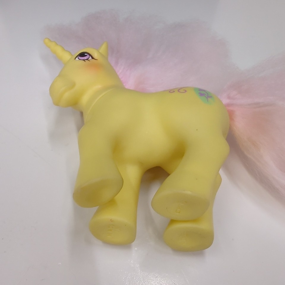 My Little Pony Vintage G1 Perfume Puff Red Roses 1984 Unicorn Big Hair ...